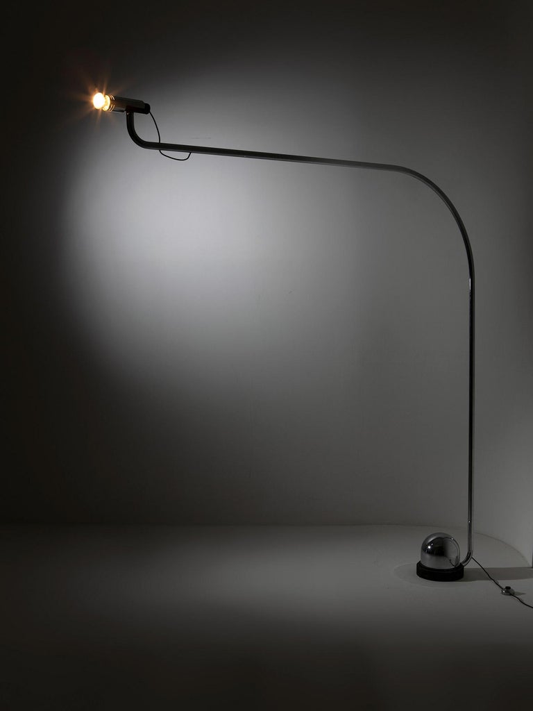Italian 70s Floor Lamp For Sale at 1stDibs