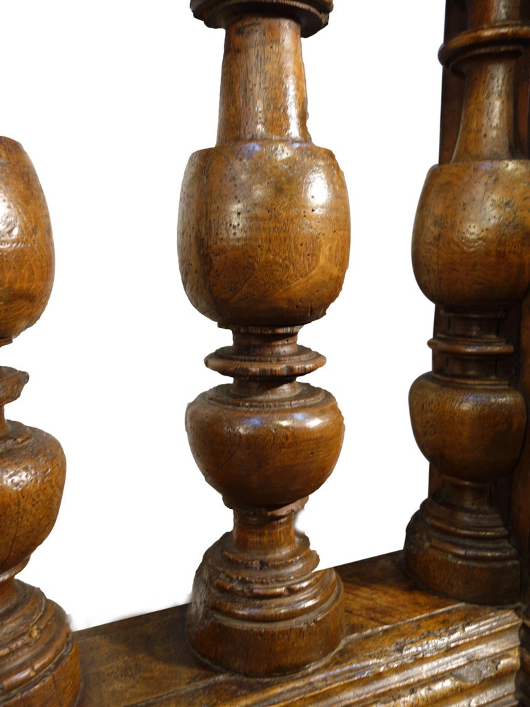 Italian Antique Renaissance Style Handcarved Walnut Balustrade Fragment ...