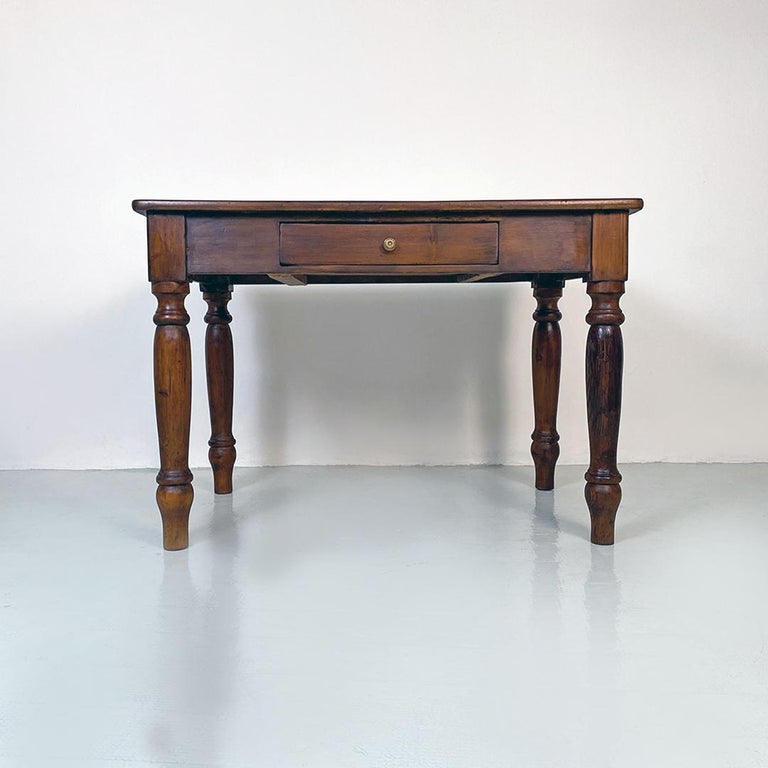 Italian Antique Walnut Dining Table, 1900s For Sale at 1stDibs