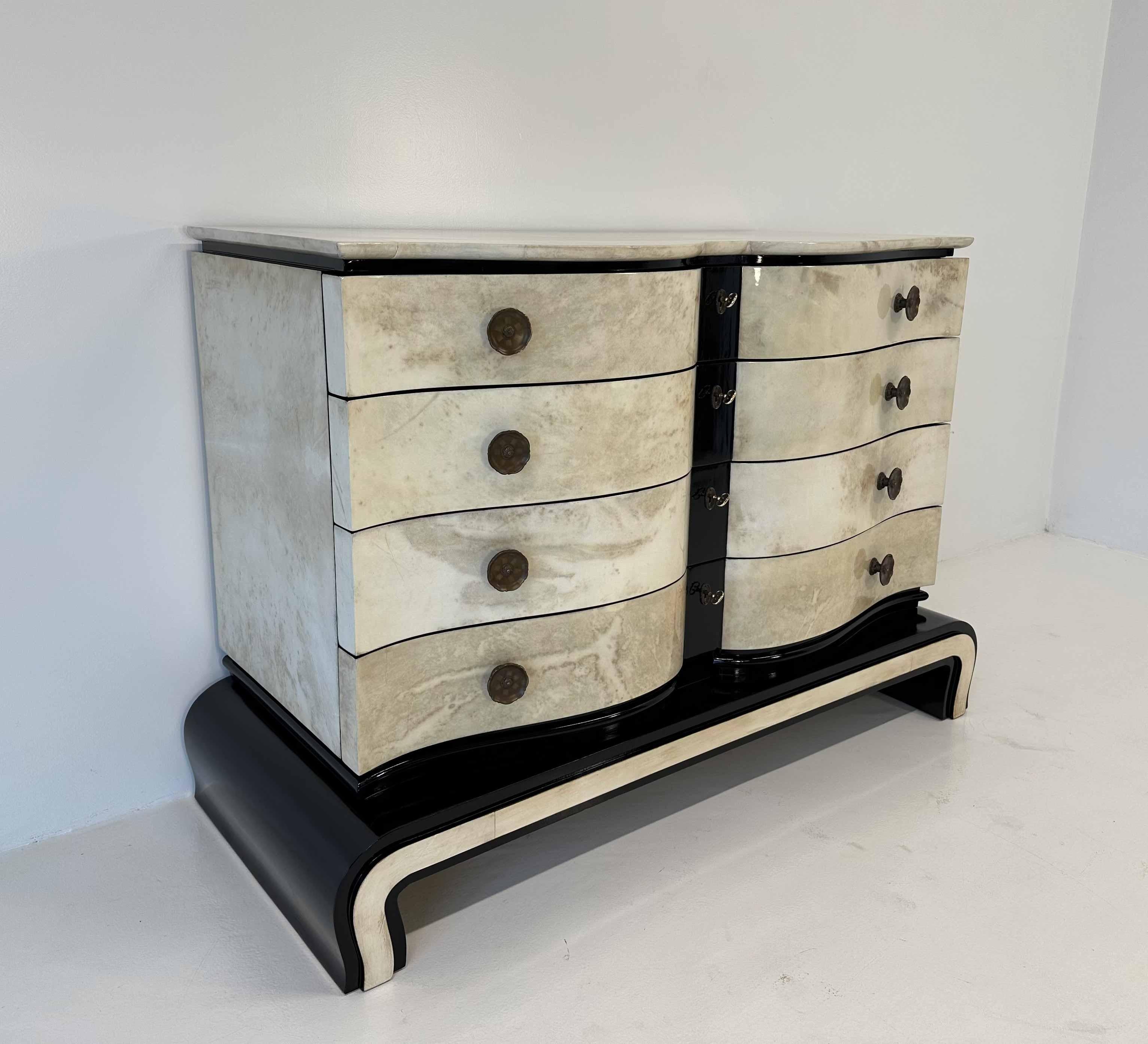 Italian Art Deco Parchment and Black Lacquer Dresser, Borsani, 1930s ...