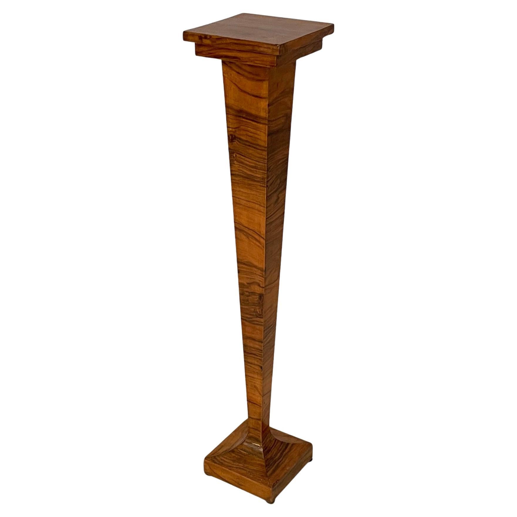 Maison Roméo, Lacquered Wood Pedestal, circa 1980 For Sale at 1stDibs