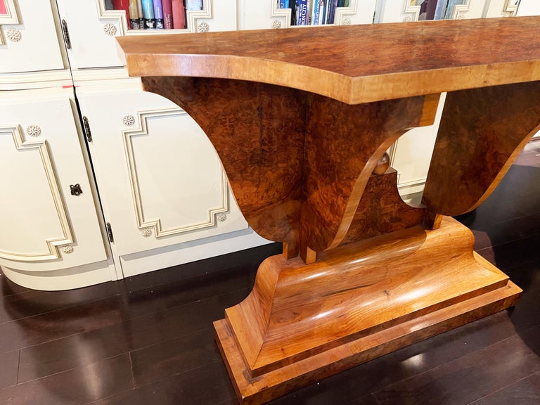 Italian Art Deco Walnut Burl Console For Sale at 1stDibs