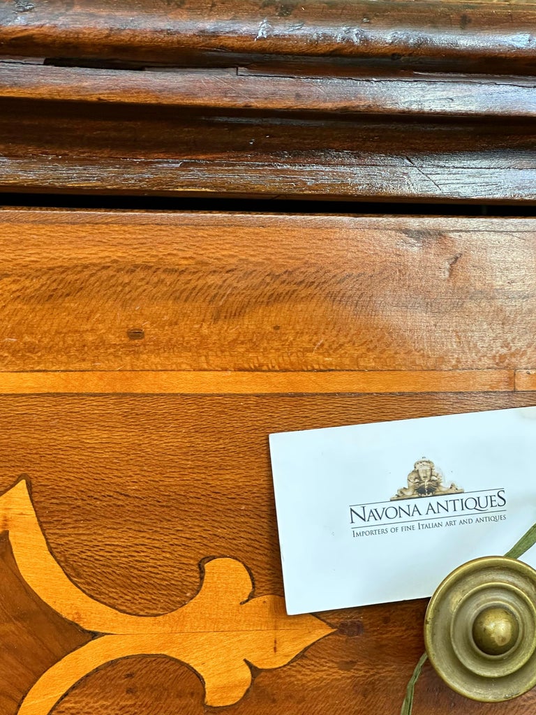 Italian Baroque Chest of Drawers , circa 1700 For Sale at 1stDibs