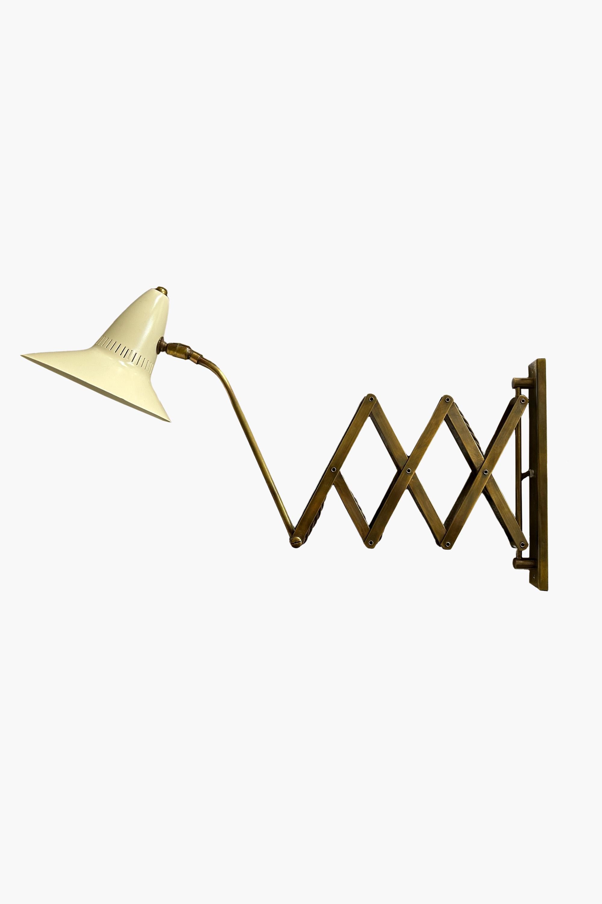 Italian Brass and Cream Lacquered 'Pantograph' Wall Light, 1950s For ...