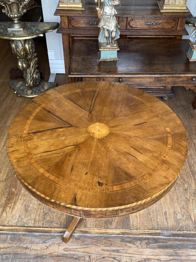 Italian Burl Walnut Inlaid Center Table, circa 1830 For Sale at 1stDibs