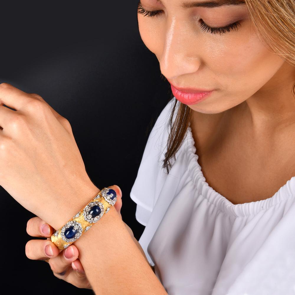 Italian Cabochon Sapphire Diamond 18K Gold Bangle Bracelet For Sale at ...