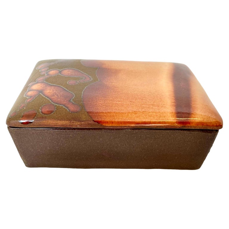 Italian Ceramic Box For Sale at 1stDibs