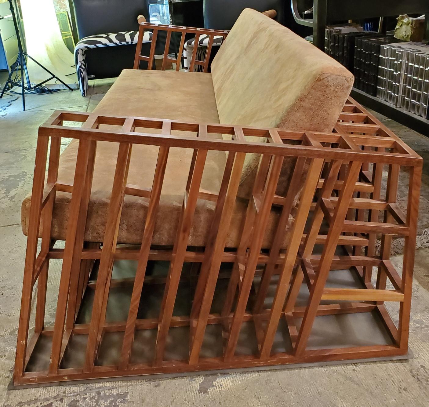 Italian Contemporary Modern Constructivist Sofa For Sale at 1stDibs