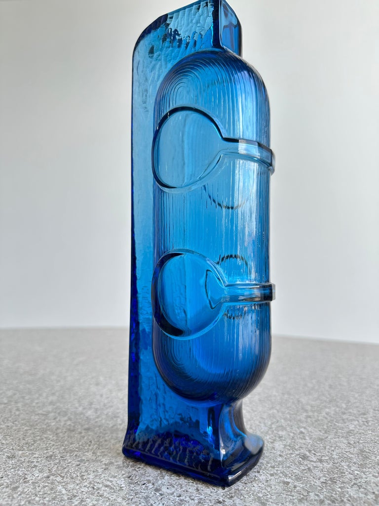 Italian Crystal Blue Vase by Grandi Cristalli For Sale at 1stDibs