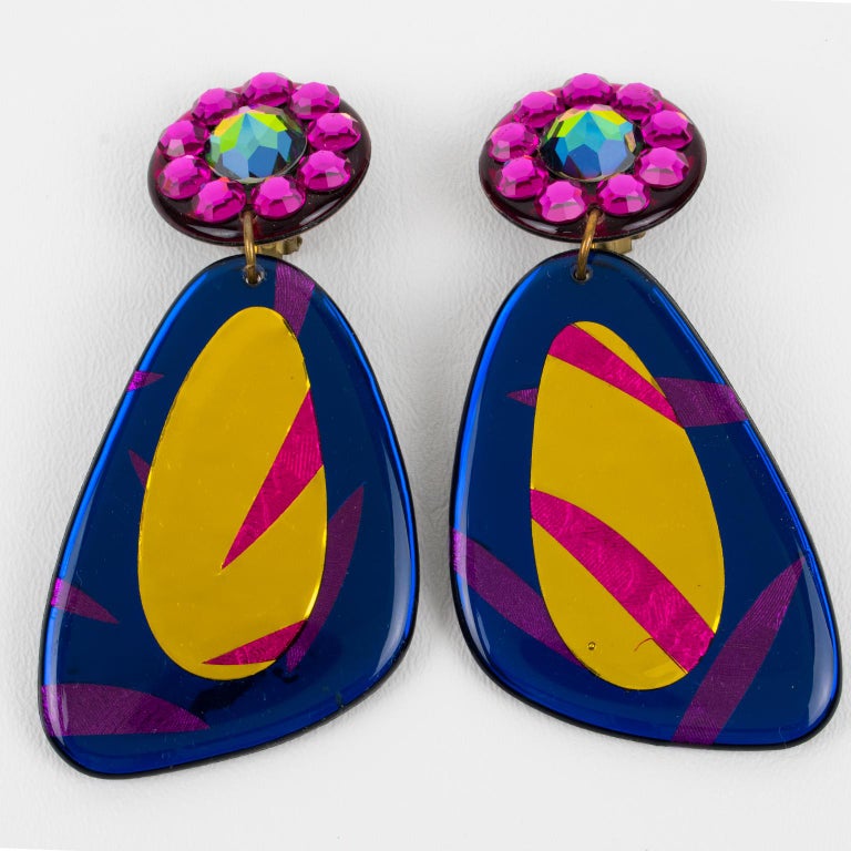 Italian Dangle Lucite Clip Earrings Blue, Gold and Pink For Sale at 1stDibs