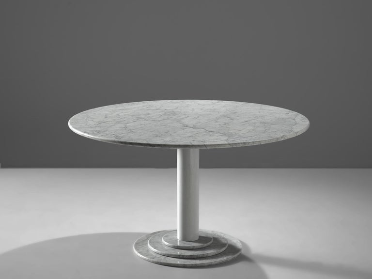 Italian Dining Table in White Marble For Sale at 1stDibs