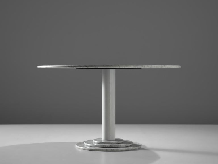 Italian Dining Table in White Marble For Sale at 1stDibs
