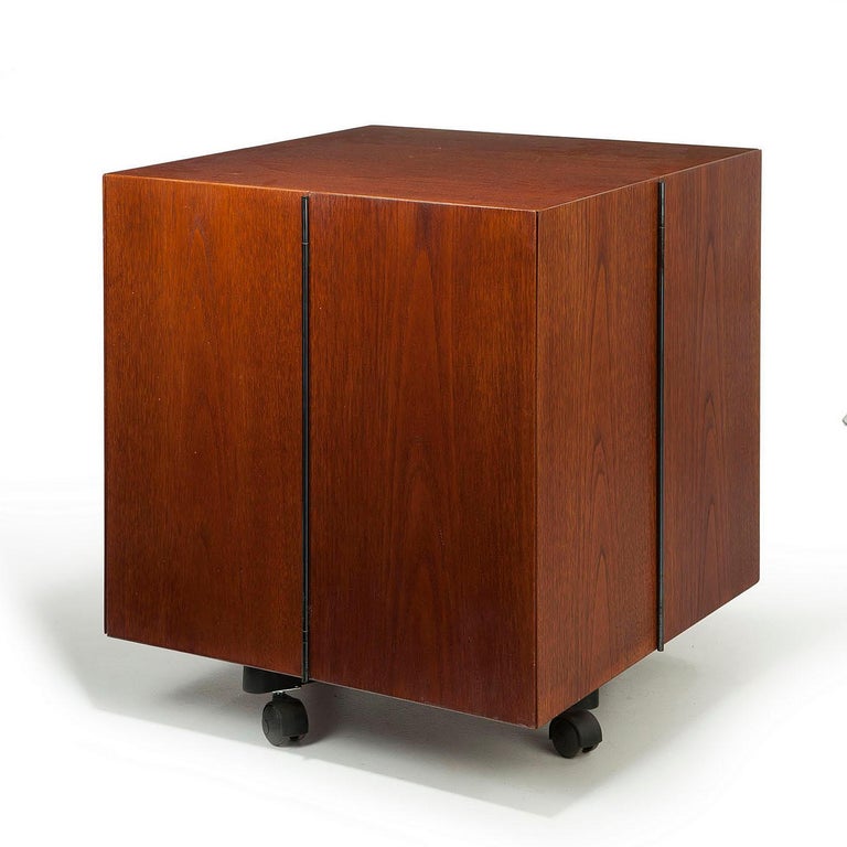 Mid Century Modern Italian Dry Bar in teak. at 1stDibs