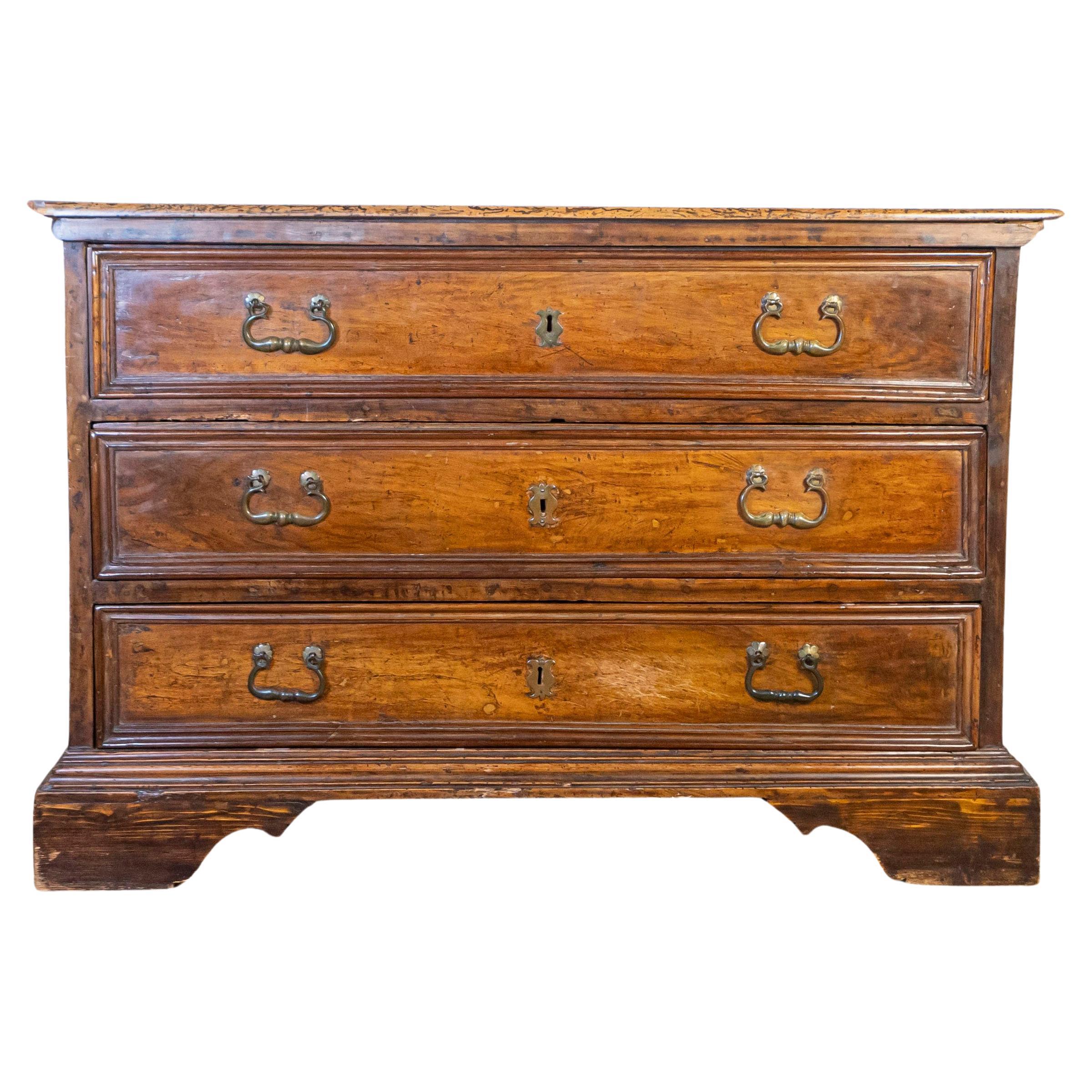 18th Century Italian Commode For Sale at 1stDibs