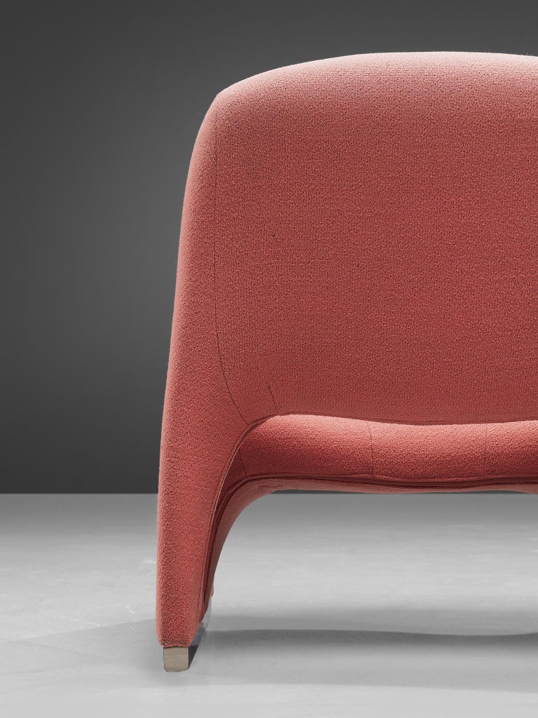 Italian Easy Chairs For Sale at 1stDibs
