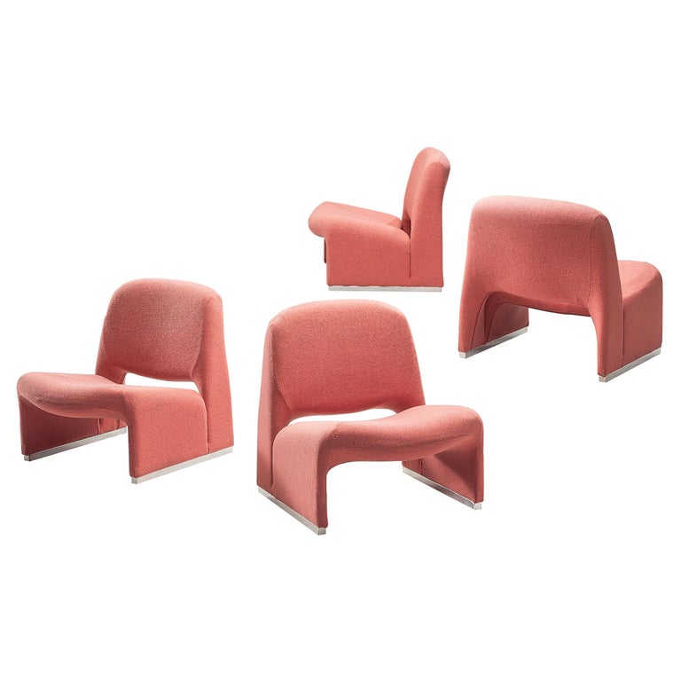 Italian Easy Chairs For Sale at 1stDibs