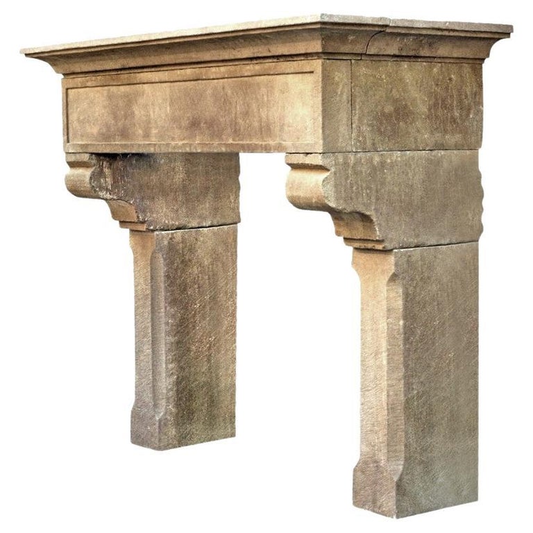 ITALIAN FIREPLACE IN SERENA STONE early 20th century For Sale at 1stDibs