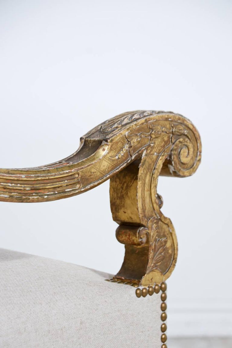 Italian Gold-Leaf Carved Giltwood and Linen Sofa For Sale at 1stDibs