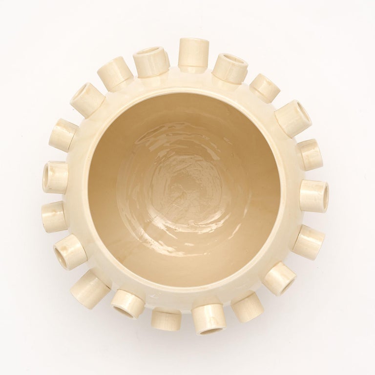 Italian Ivory Ceramic Pair of Vases For Sale at 1stDibs