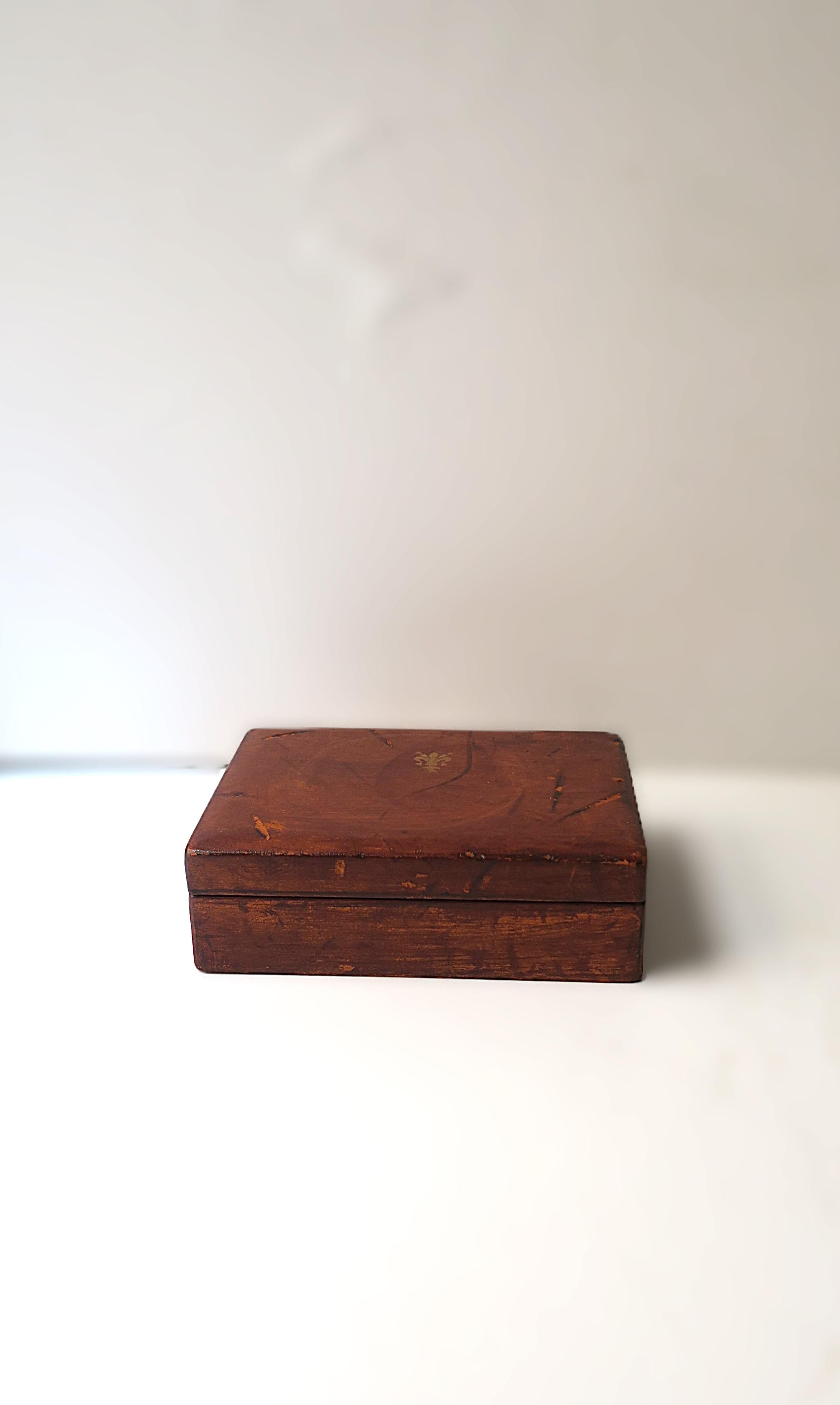 Italian Leather Jewelry Box For Sale at 1stDibs