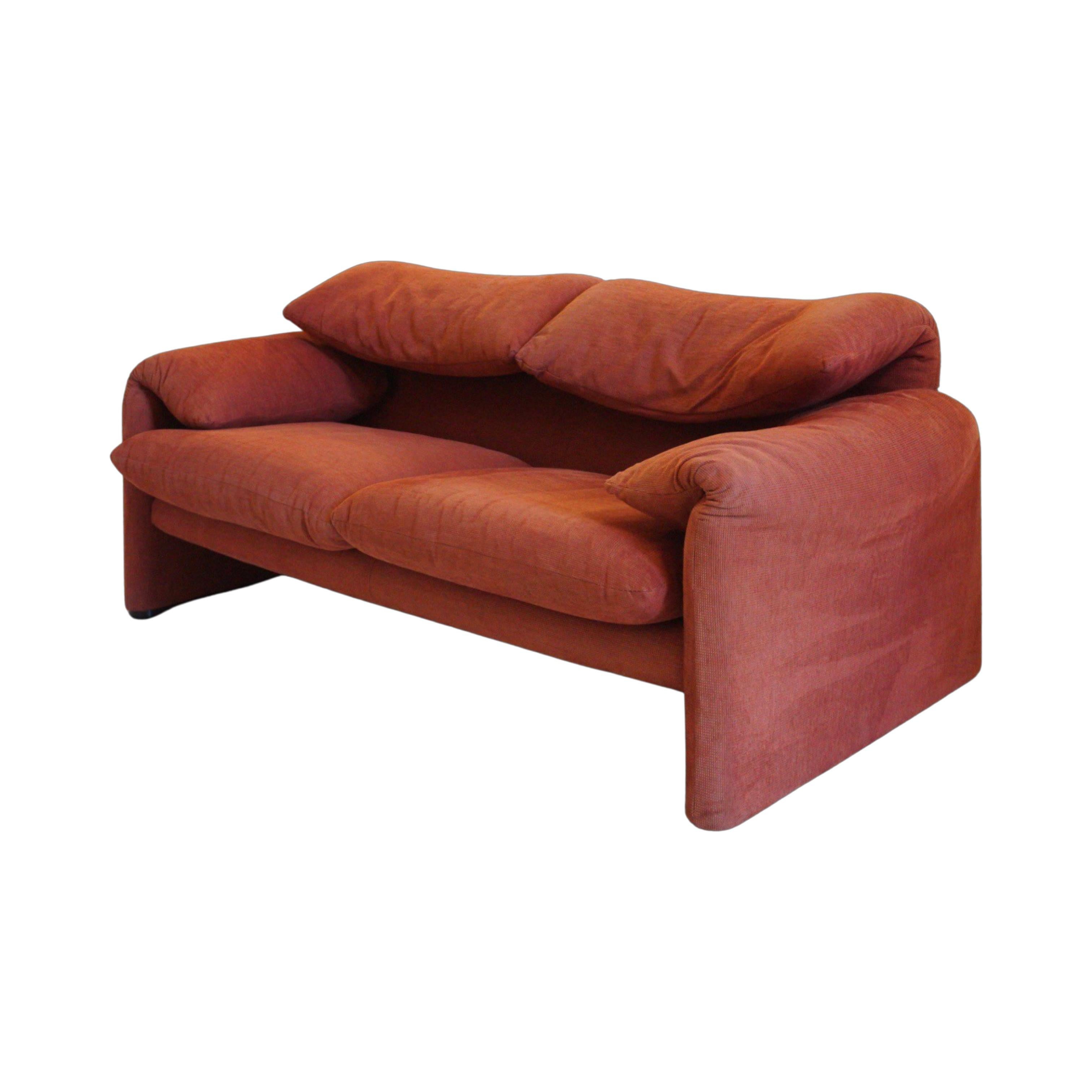 Italian Maralunga Sofa by Vico Magistretti, 1970s at 1stDibs