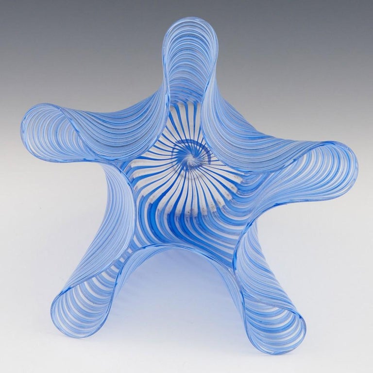 Italian Mezza Filigrana Fazzaletto Vase - 20th century For Sale at 1stDibs