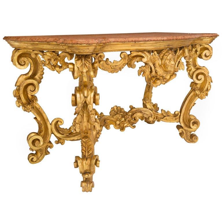 Console italienne du milieu du XVIIIe siècle en bois doré et marbre ...
