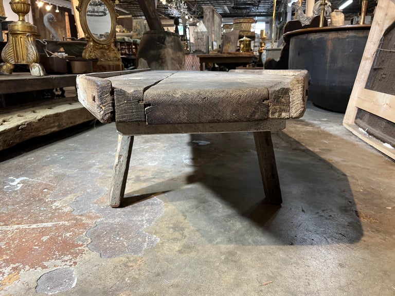 Italian Mid-19th Century Cheese Board Coffee Table For Sale at 1stDibs