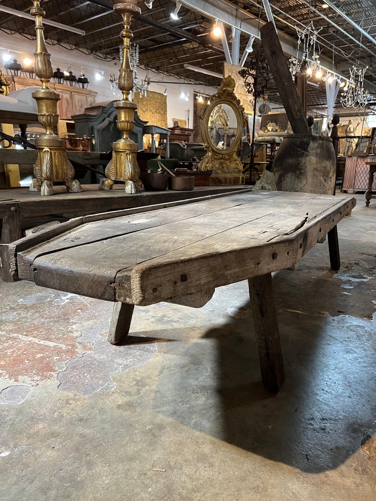 Italian Mid-19th Century Cheese Board Coffee Table For Sale at 1stDibs