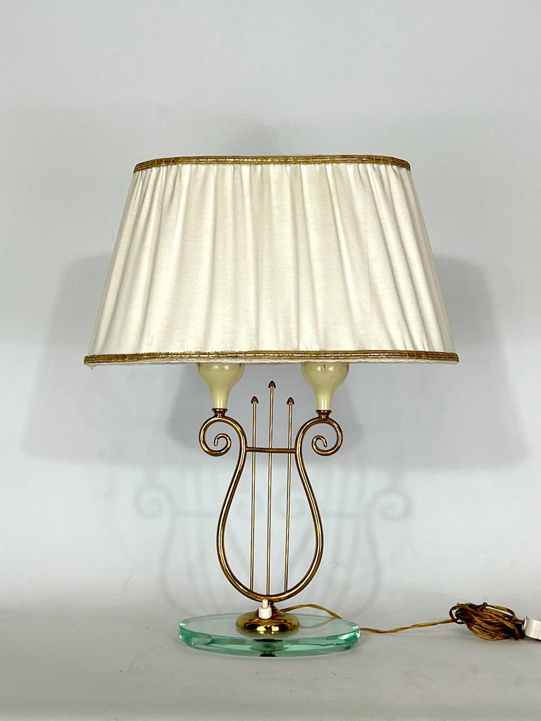 Italian Mid-Century Brass and Glass Table Lamp from 50s For Sale at 1stDibs