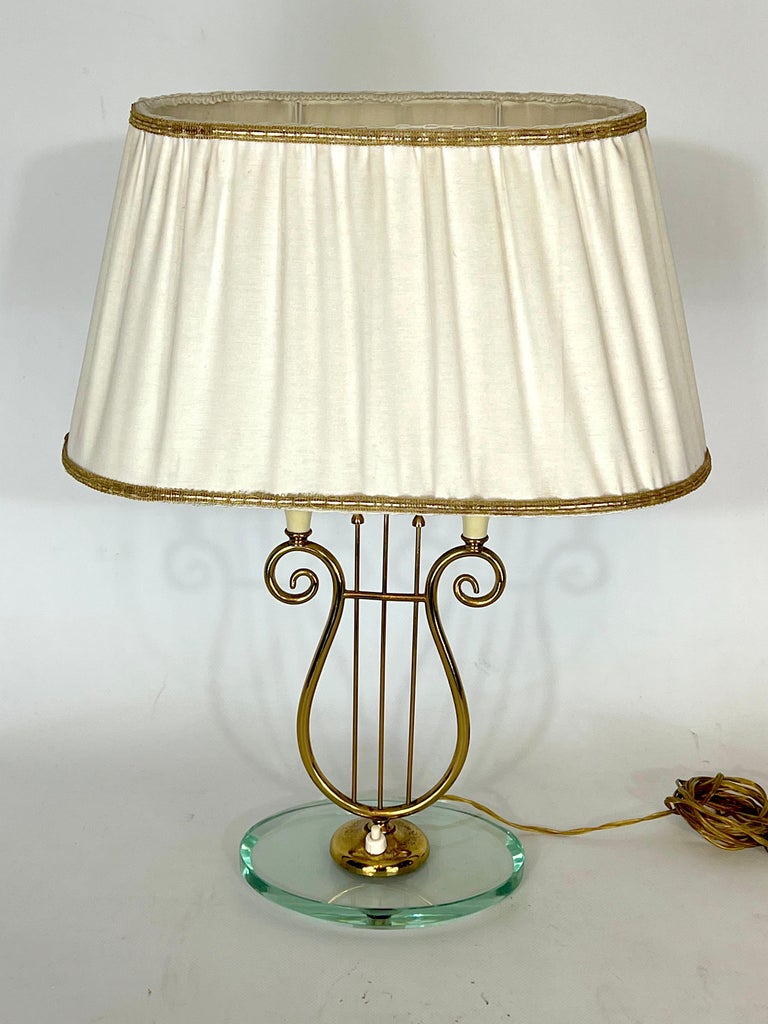 Italian Mid-Century Brass and Glass Table Lamp from 50s For Sale at 1stDibs