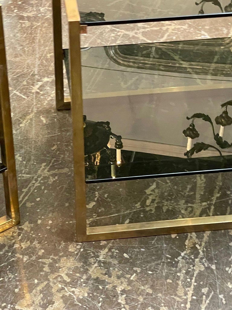 Italian Mid-Century Glass Side Table For Sale at 1stDibs