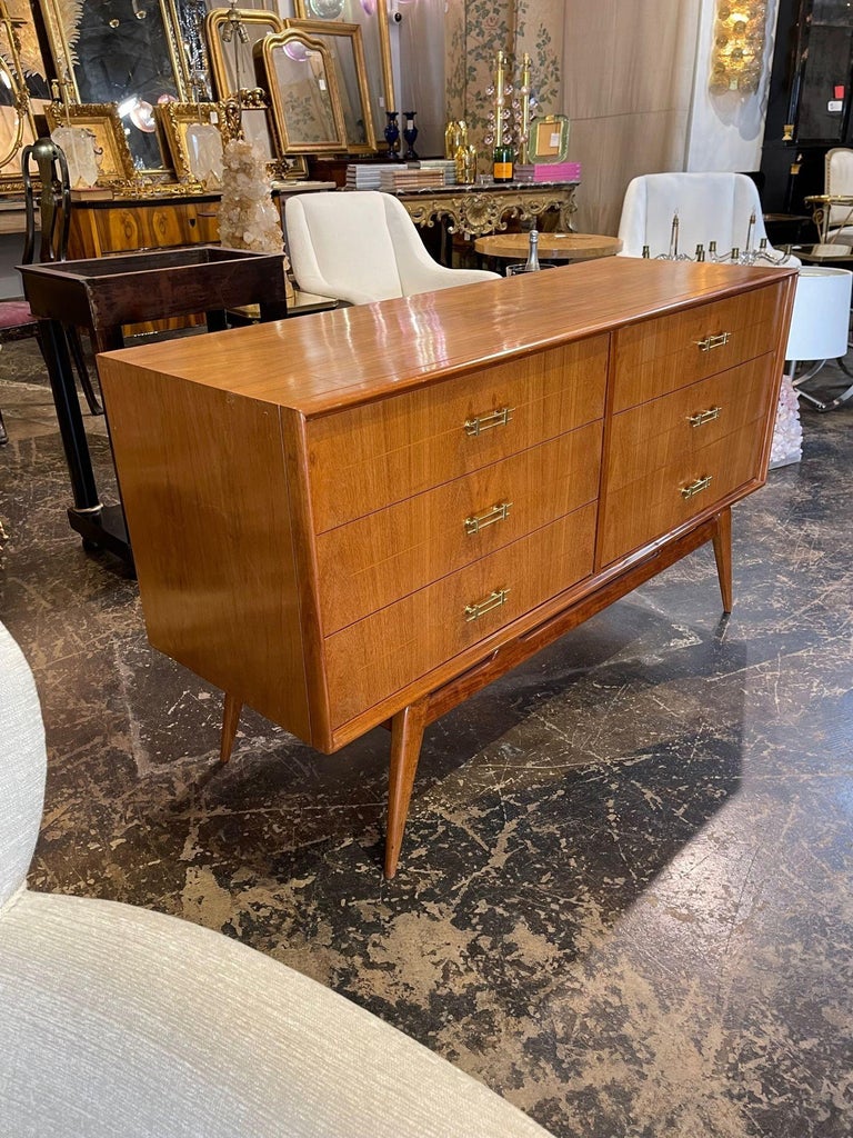 Italian Mid-Century Inlaid Walnut Dresser For Sale at 1stDibs