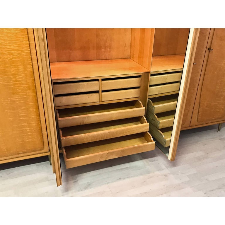 Italian Mid-Century Maple Wardrobe by Vittorio and Plinio Dassi, 1950s ...