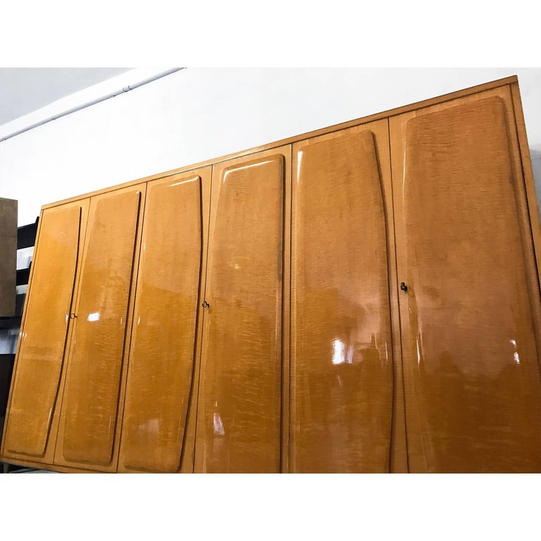 Italian Mid-Century Maple Wardrobe by Vittorio and Plinio Dassi, 1950s ...