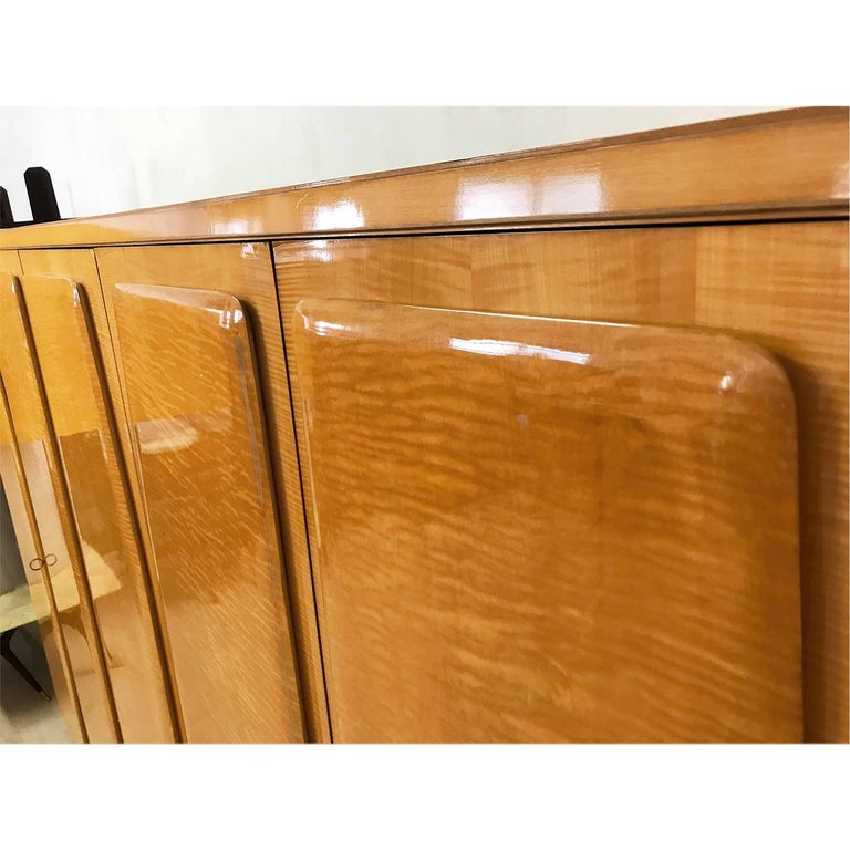 Italian Mid-Century Maple Wardrobe by Vittorio and Plinio Dassi, 1950s ...