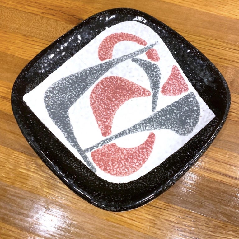 Italian Mid-Century Modern ceramic Plate For Sale at 1stDibs