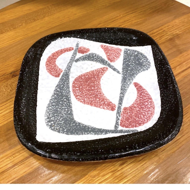 Italian Mid-Century Modern ceramic Plate For Sale at 1stDibs