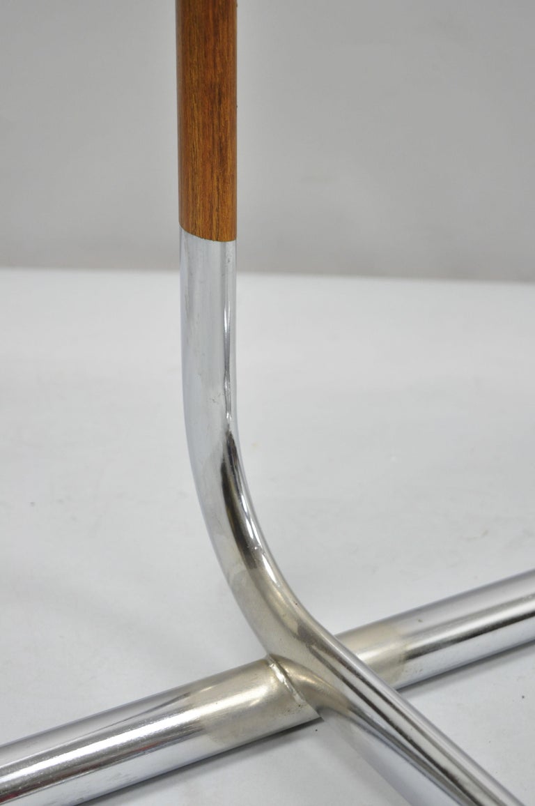 Italian Mid-Century Modern Chrome Metal Clothing Rack Clothes Valet ...