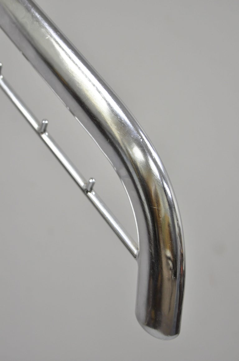 Italian Mid-Century Modern Chrome Metal Clothing Rack Clothes Valet ...