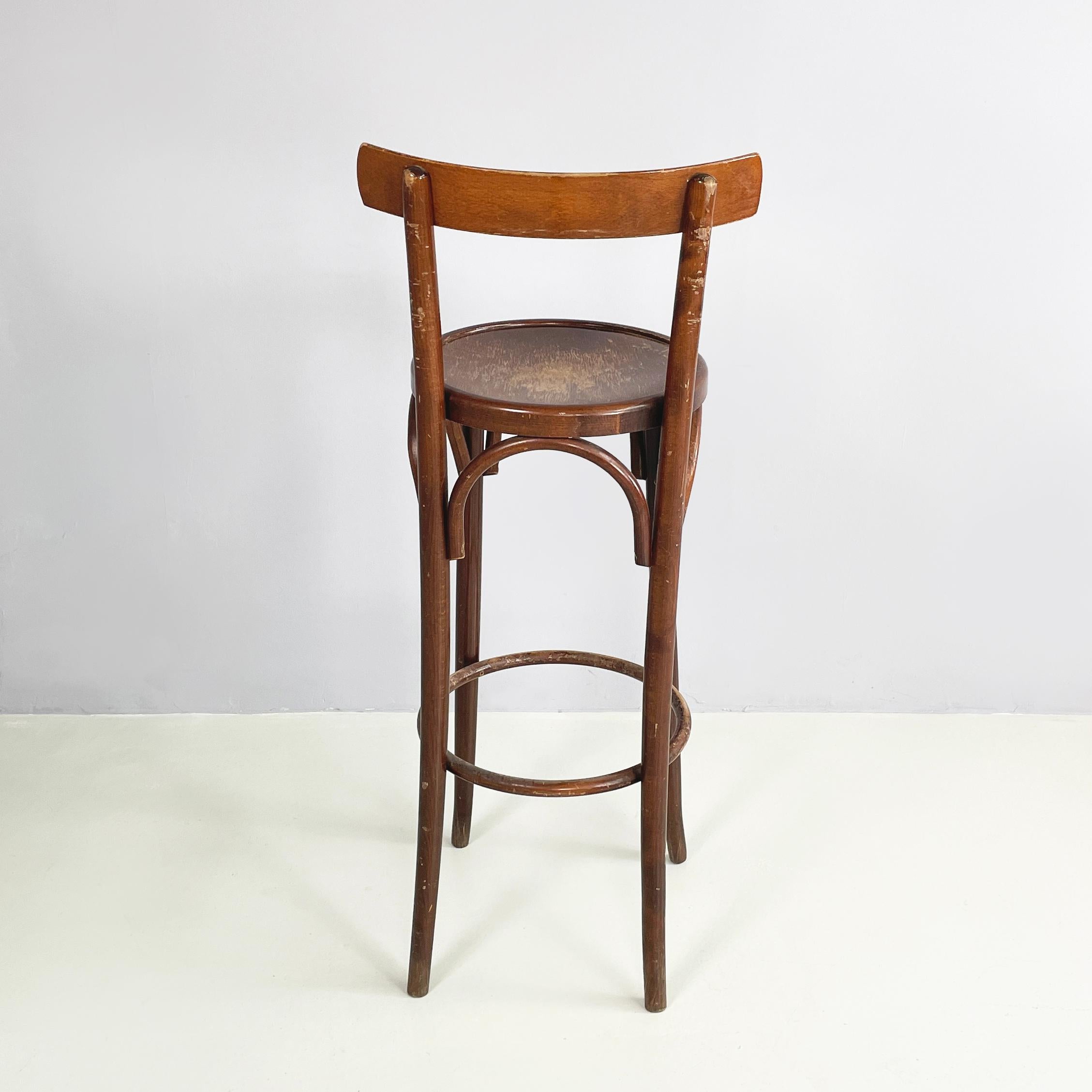 Italian mid-century modern High bar stool with footrest in wood, 1900 ...