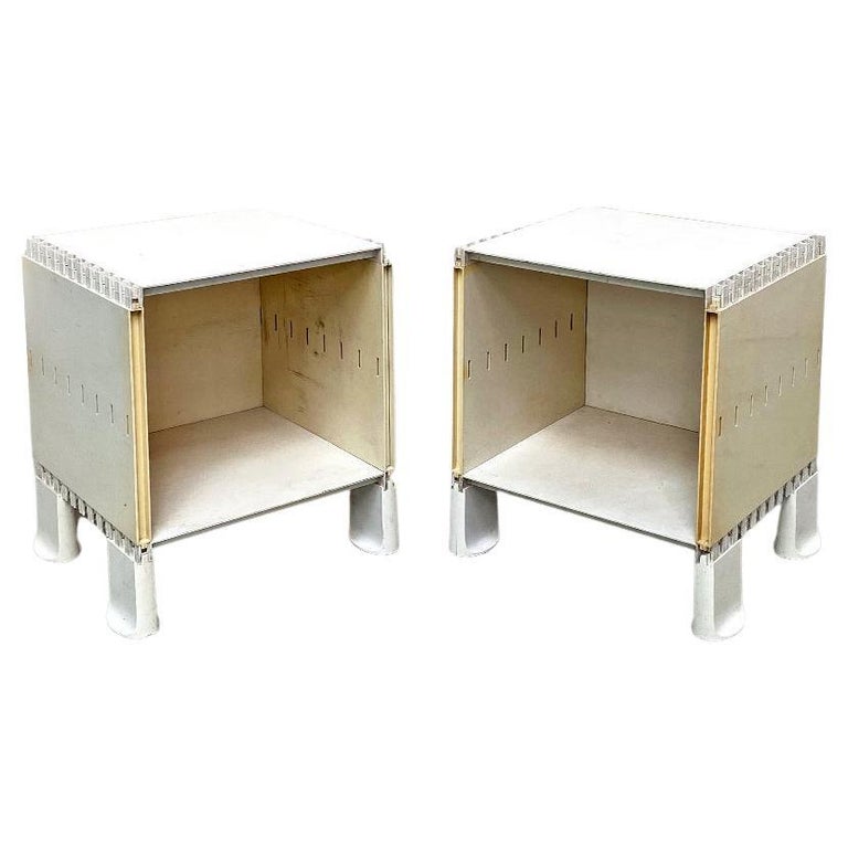 Italian Mid-Century Modern Pair of White Plastic Bedside Tables, 1970s ...