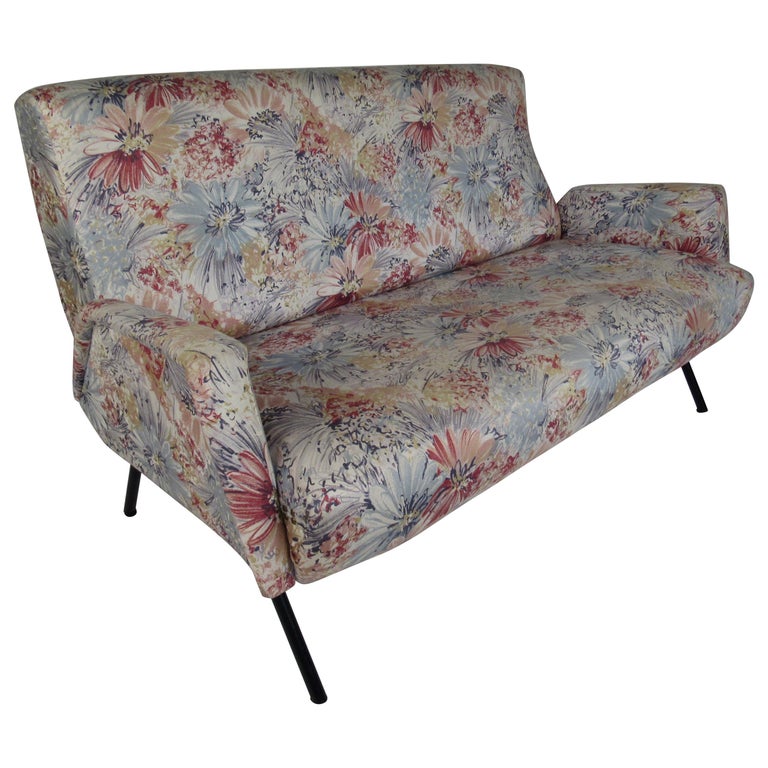 Italian Mid-Century Modern Settee For Sale at 1stDibs