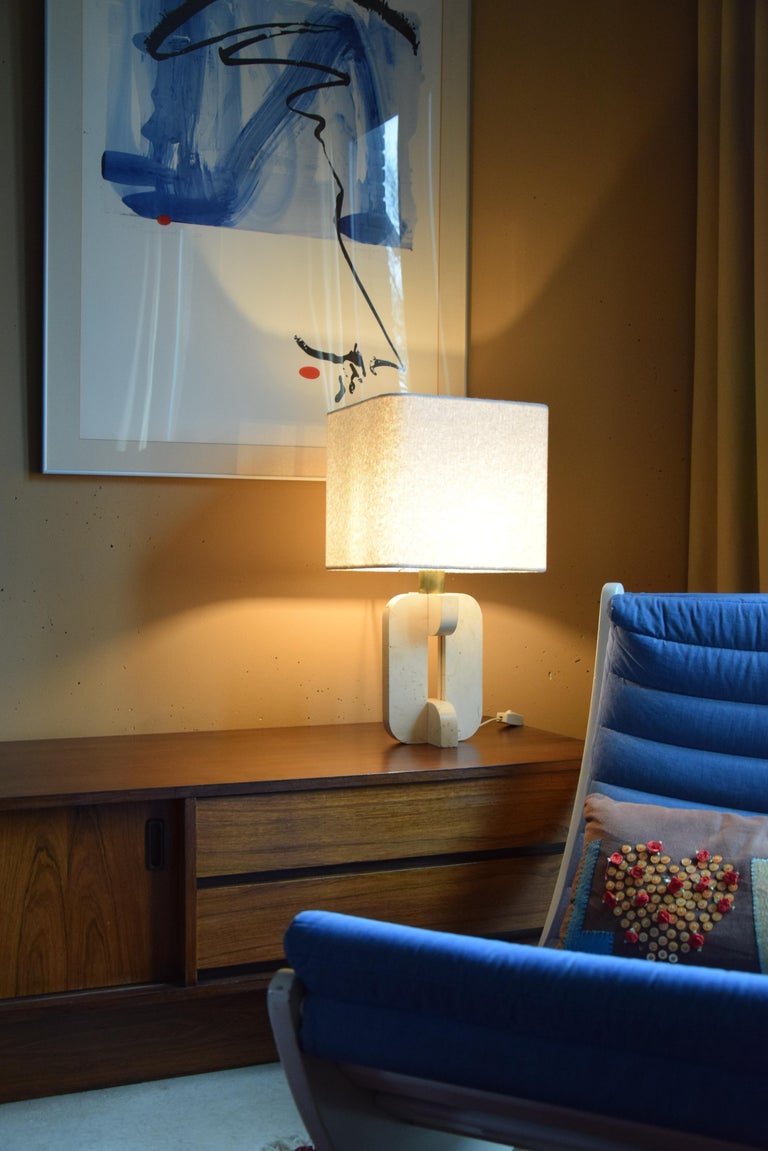 Italian Mid-Century Modern Travertine Table Lamp with White Bouclé ...