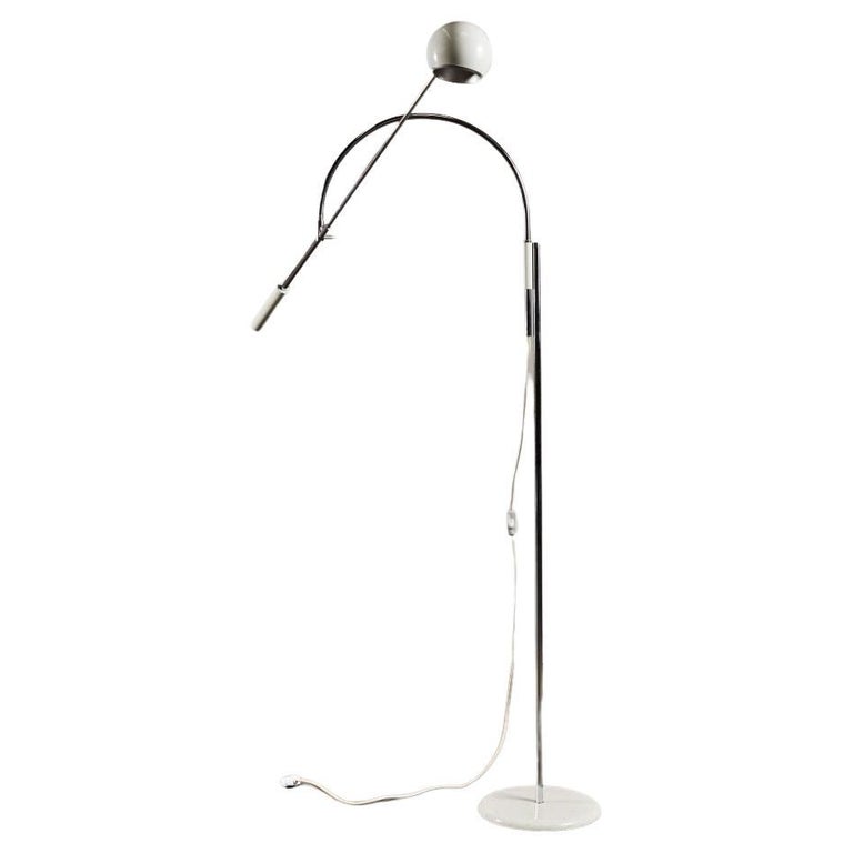 Italian Mid-Century Pivot Arm Reading Lamp For Sale at 1stDibs