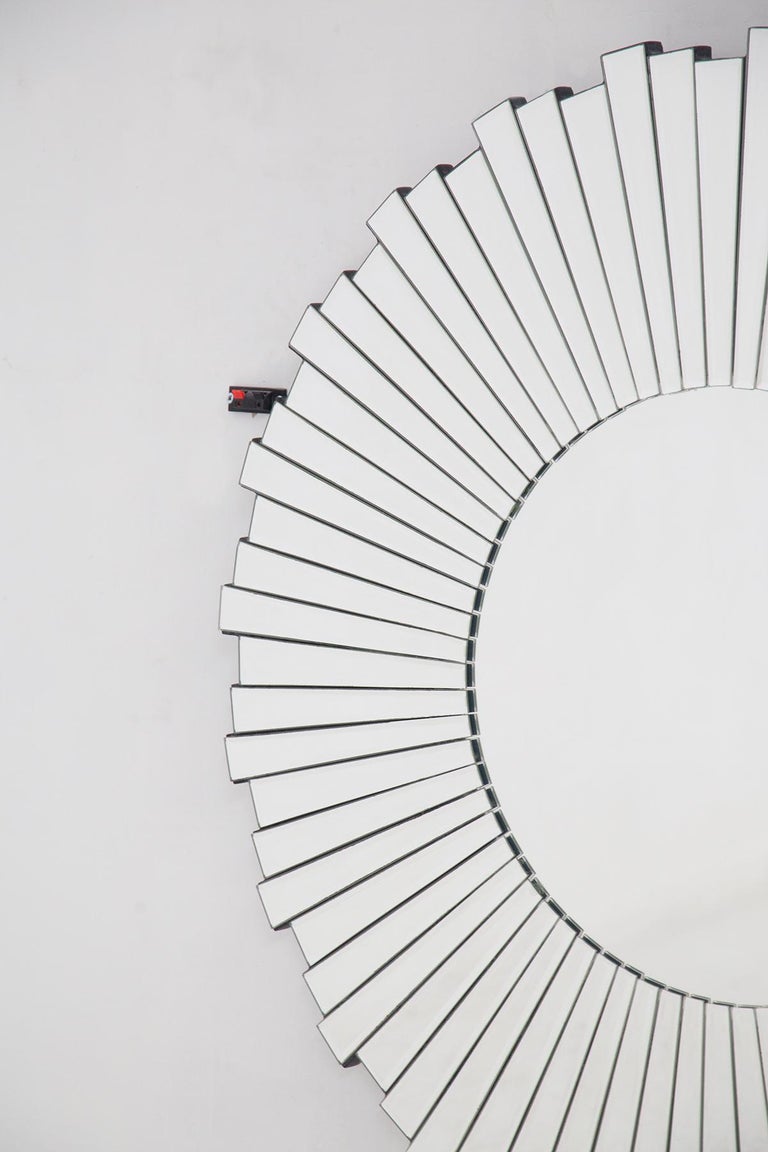 Italian Mid-Century Round Mirror For Sale at 1stDibs