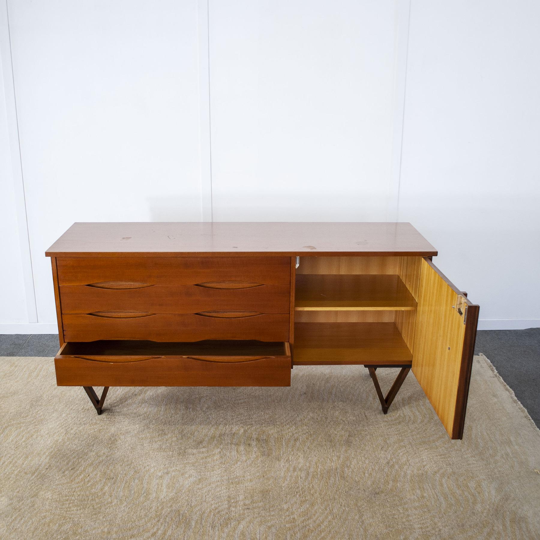 Italian mid century sideboard 60s For Sale at 1stDibs