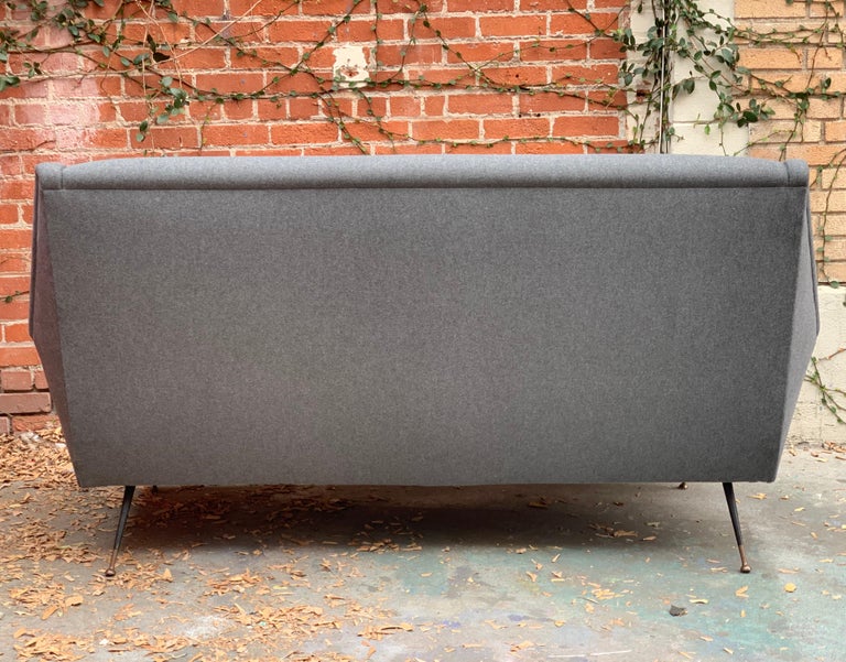 Italian Midcentury Tufted Sofa by Ico Parisi in Grey Flannel For Sale ...