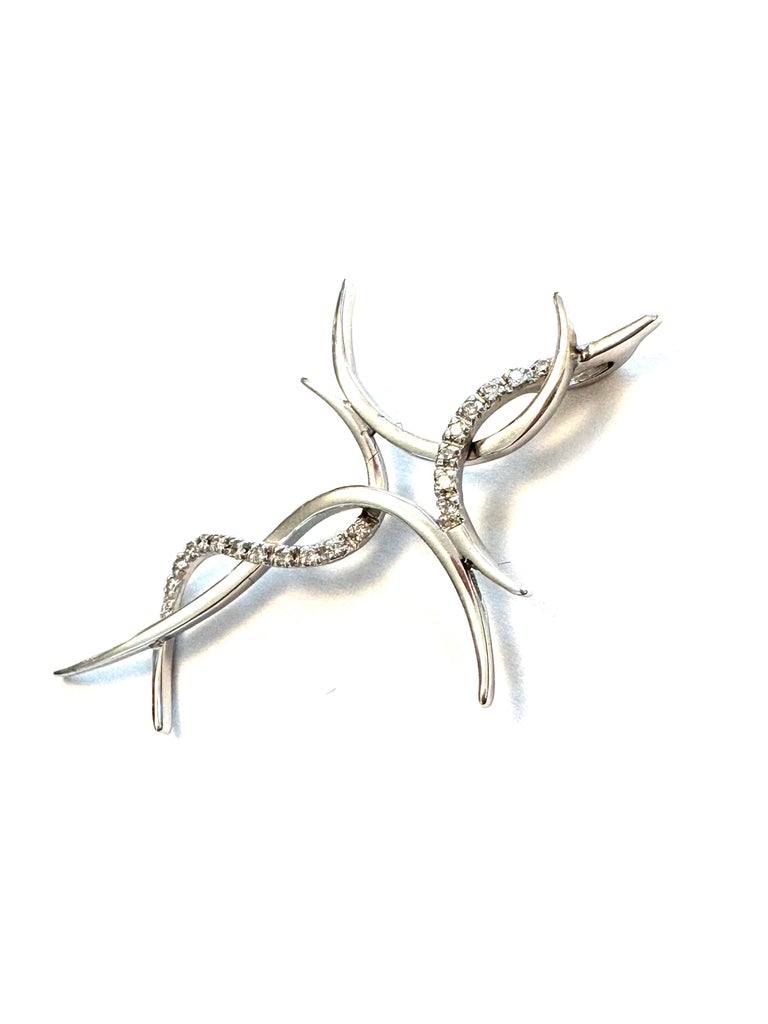 Italian Modern Design 18kt White Gold Cross with Diamonds For Sale at ...