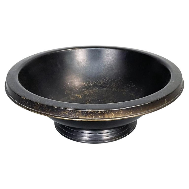 Italian Modern Round Bowl Centerpiece in Black Painted Metal, 1990s For ...